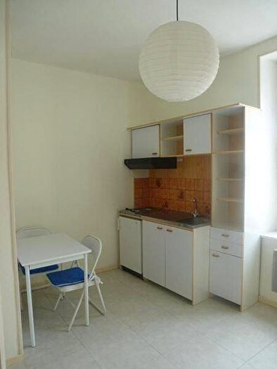 Laon Zola-Neufchâtel-Orgeval, Reims - Appartement 1 pièce à louer