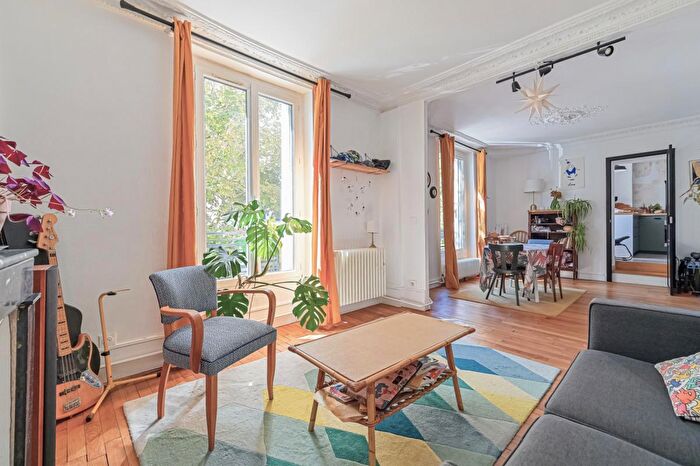 Appartement 3 pièces à Les Lilas, Decros, Convention, à vendre