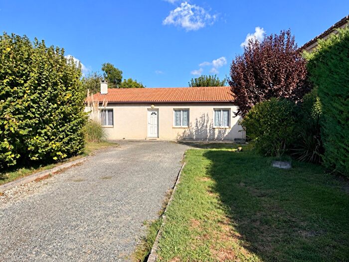 Maison 4 pièces à vendre - Saint-Sever-de-Saintonge
