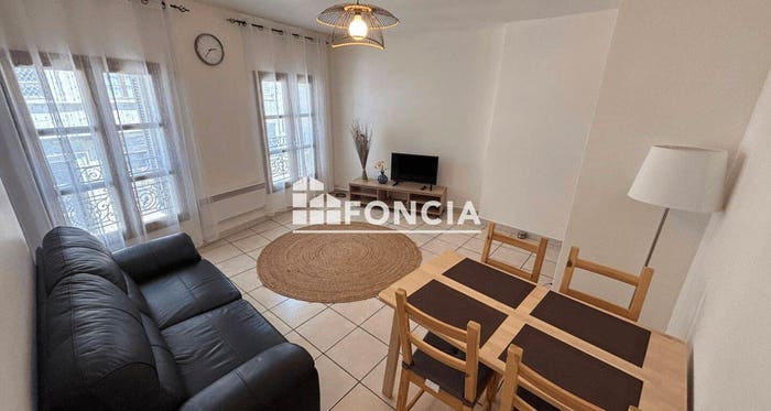 Zone Pietonne, Avignon - Appartement 3 pièces à louer