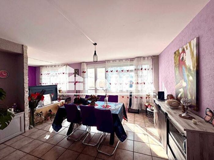 Appartement à louer - Le Quesnot, Saint-Aubin-lès-Elbeuf - 4 pièces - 3 chambres