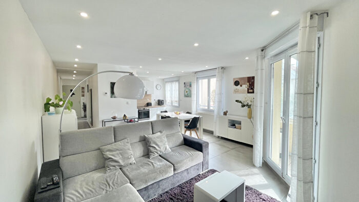 Appartement à vendre - Villeurbanne, Grand Clément - 3 pièces - 2 chambres