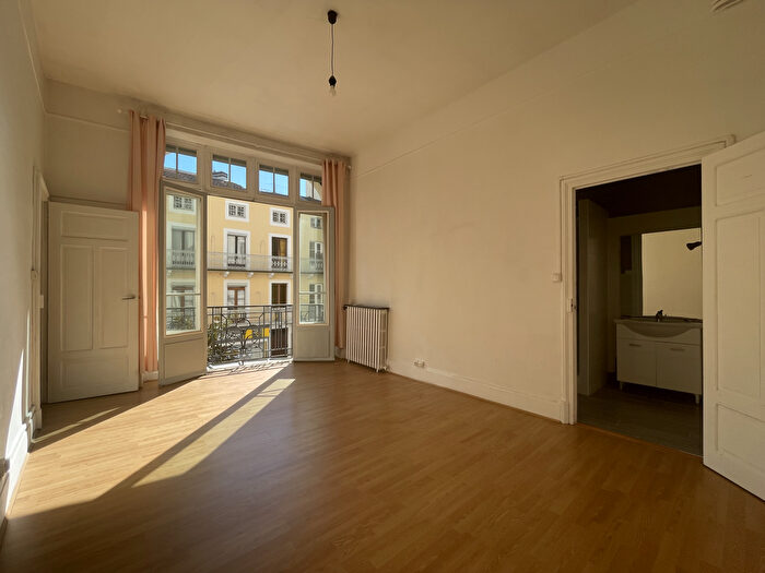Vichy, Coeur de Ville - Appartement 2 pièces à vendre