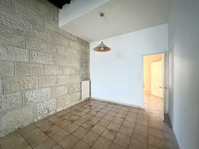 Appartement à vendre - Nîmes, Placette - 3 pièces - 2 chambres