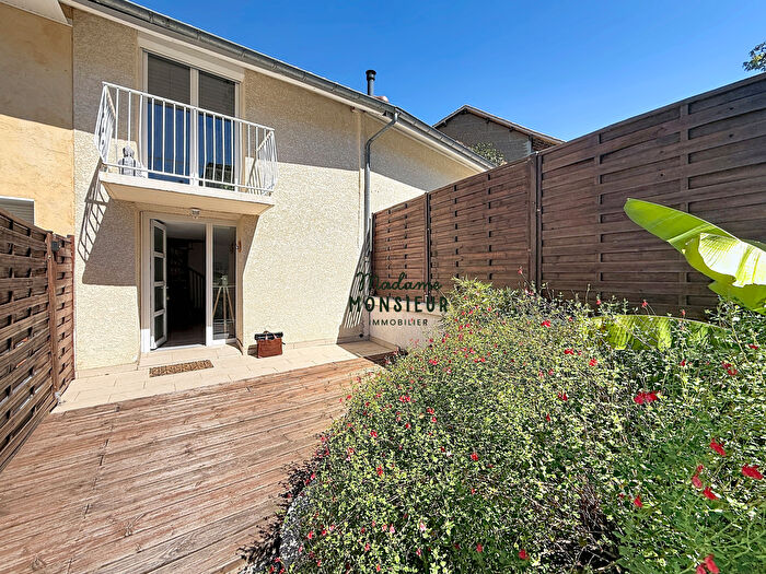 Bourgoin-Jallieu, Montbernier, Côteaux : Maison 2 pièces à vendre