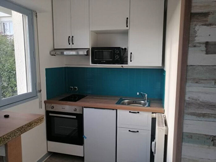 Appartement à louer - Saint-Brieuc, Centre-ville, Saint-Michel, Le Légué, Notre-Dame - 1 pièce