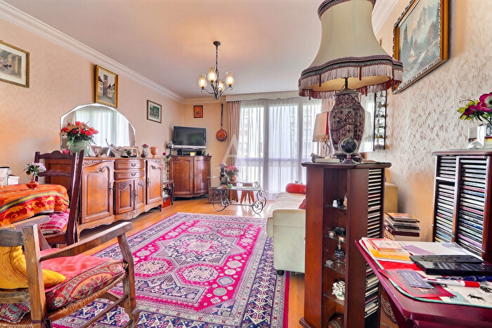 Aubervilliers, Paul Bert : Appartement 3 pièces à vendre