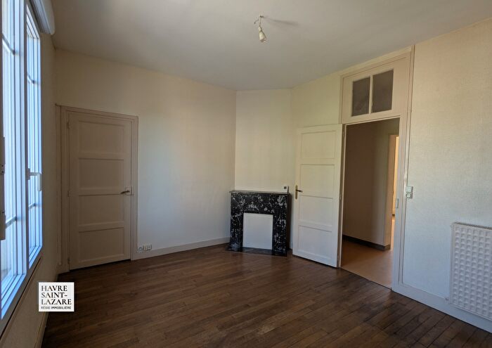 Appartement 3 pièces à Saint-Pierre-des-Corps, Centre-ville, Gare, à vendre