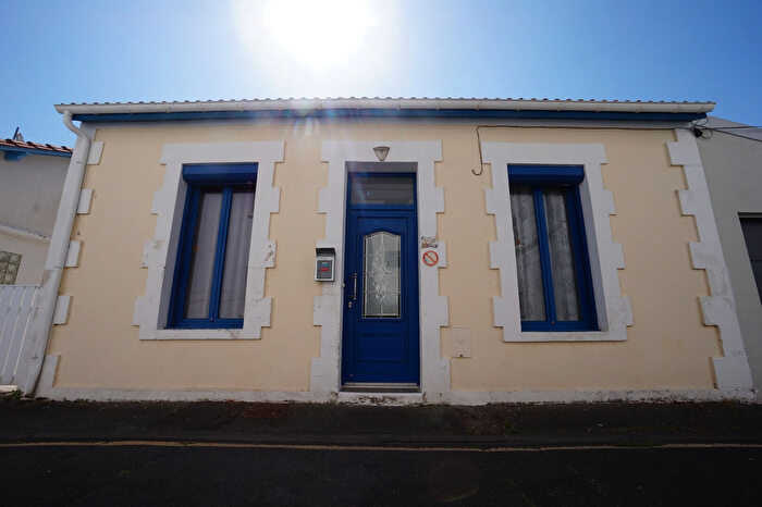 Maison à vendre - Royan, Saint-Pierre - 2 pièces - 1 chambre