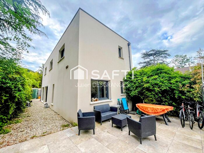 Amboise, Centre-ville - Maison 5 pièces à vendre