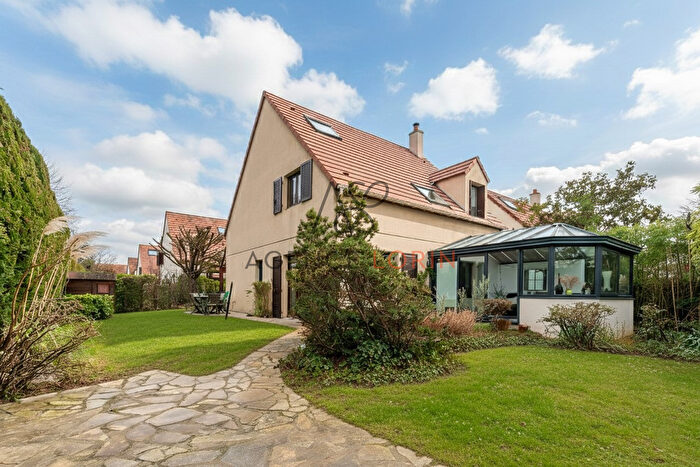 Maison à vendre - Le Pecq - 8 pièces - 5 chambres