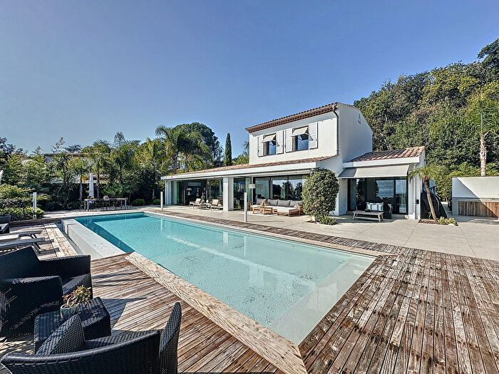 Maison à vendre - Villeneuve-Loubet, Les Hauts de Vaugrenier, Les Maurettes, Vaugrenier - 5 pièces - 3 chambres