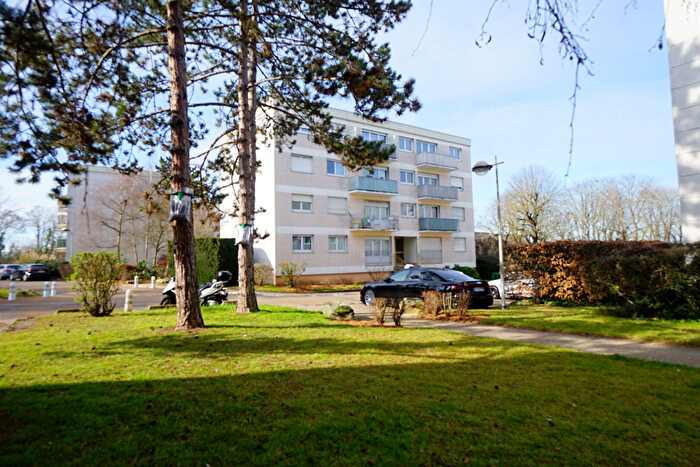 Appartement à vendre - Aubergenville - 4 pièces - 3 chambres