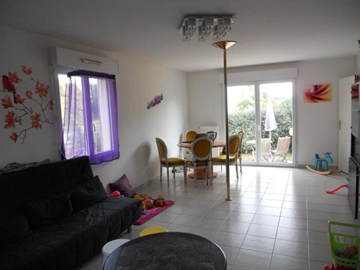 Carquefou, La Chambre, La Barre, Les Monceaux : Maison 4 pièces à louer