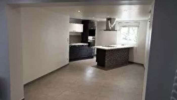 Appartement à louer - Saint-Jean-de-Braye - 4 pièces