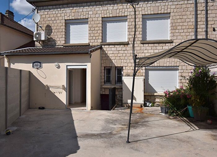 Brienne-le-Château - Maison 6 pièces à louer