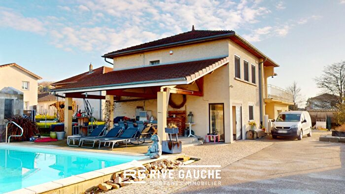 Maison à vendre - Assieu - 6 pièces - 4 chambres