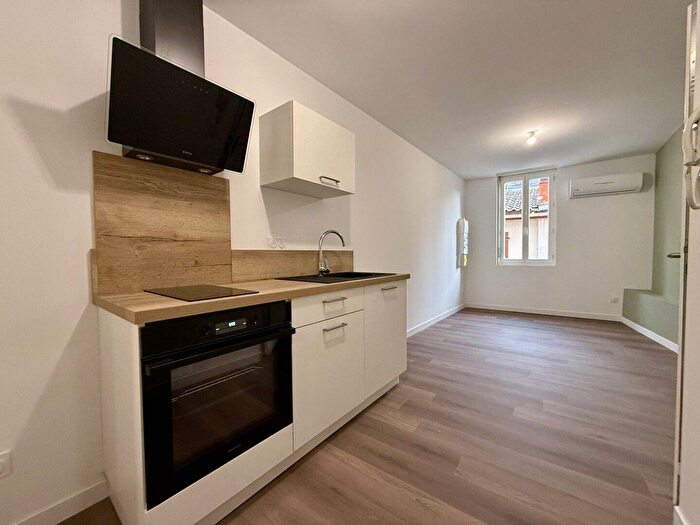 Appartement à louer - Sainte Catherine, Villeneuve-sur-Lot - 1 pièce