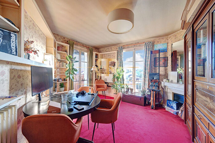 Appartement à vendre - Issy-les-Moulineaux, Centre-ville, Corentin Celton, Les Varennes - 5 pièces - 4 chambres