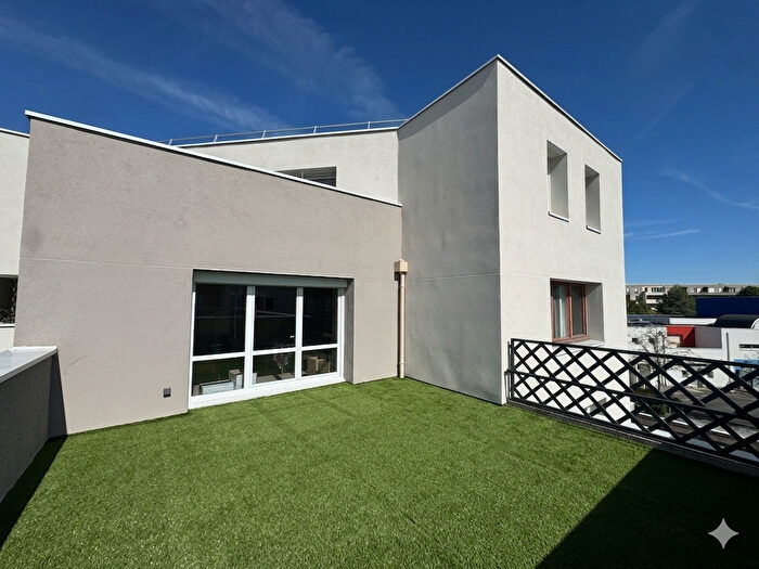Appartement 4 pièces à vendre à Évry, Les Pyramides