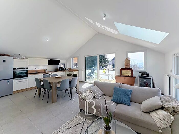 Appartement à vendre - Chambéry - 4 pièces - 3 chambres