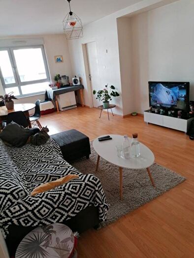 Appartement à louer - La Fontaine du Bac, Clermont-Ferrand - 3 pièces - 2 chambres