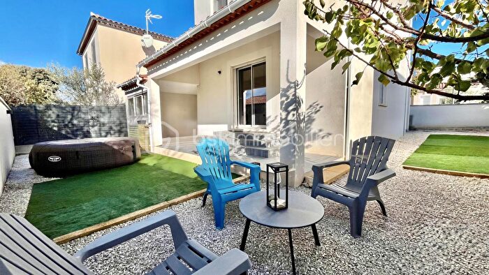 Maison à vendre - Milhaud - 4 pièces - 3 chambres