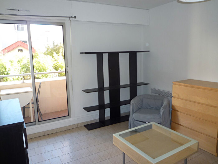 Appartement 1 pièce à louer à Toulon, Champs-de-Mars