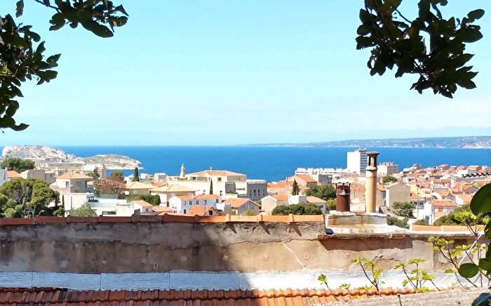 Appartement à vendre - Marseille e , Bompard - 3 pièces - 2 chambres