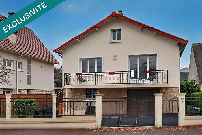 Maison à vendre - Sucy-en-Brie, Bruyères - 6 pièces - 5 chambres