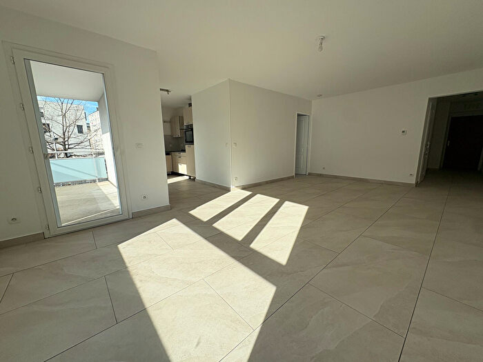 Appartement à vendre - Chambéry, Laurier - 4 pièces - 3 chambres