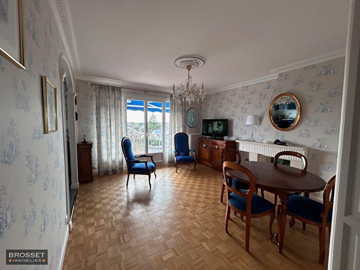 Appartement à vendre - Joué-lès-Tours, Le Lac, Beaulieu - 2 pièces - 1 chambre