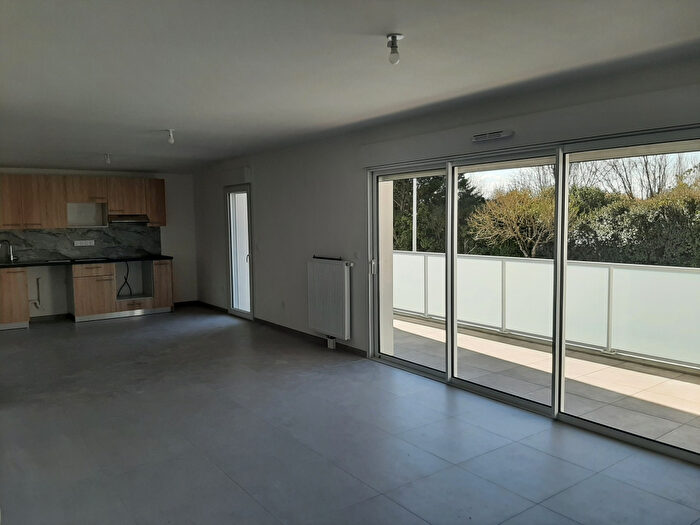 Appartement à louer - Lagord - 4 pièces - 3 chambres