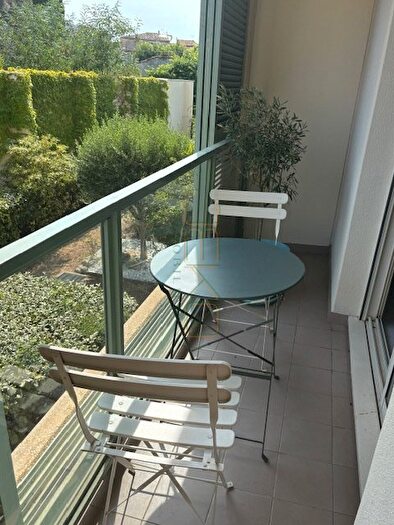 Nîmes, Tour Magne : Appartement 2 pièces à vendre