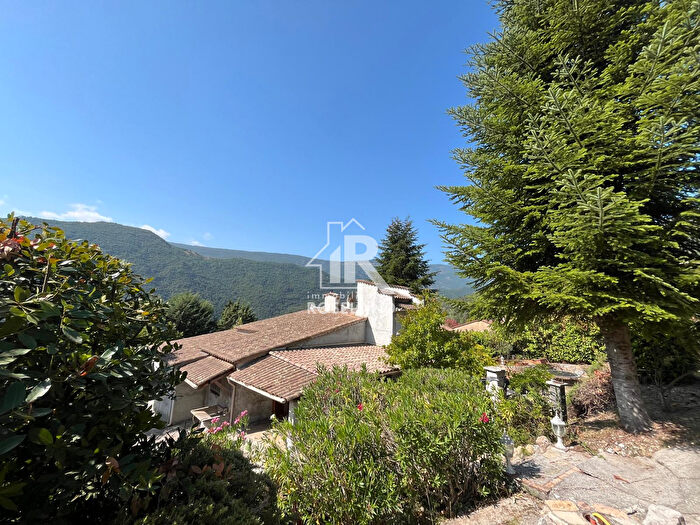 Pierrefeu : Maison 4 pièces à louer