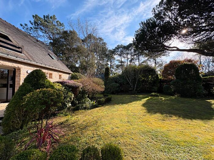 Ploemel : Maison 9 pièces à vendre