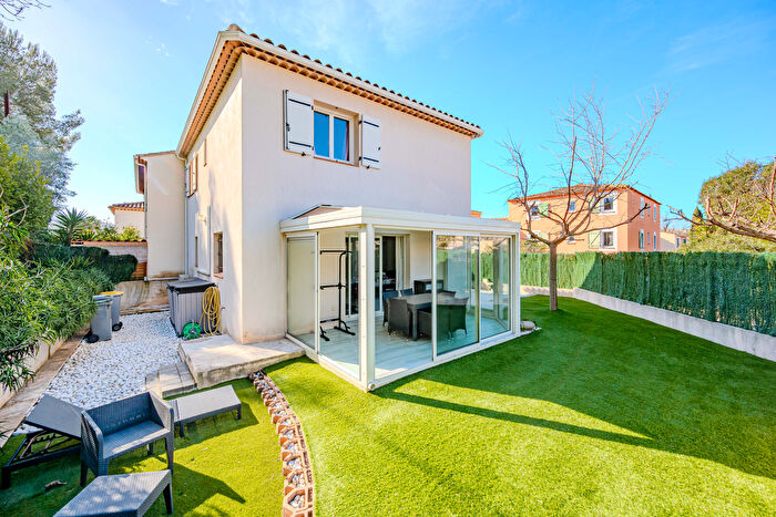 Maison à vendre - Hyères, Maurels - 5 pièces - 3 chambres