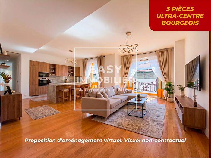 Appartement 5 pièces à Nice, Carabacel, à vendre