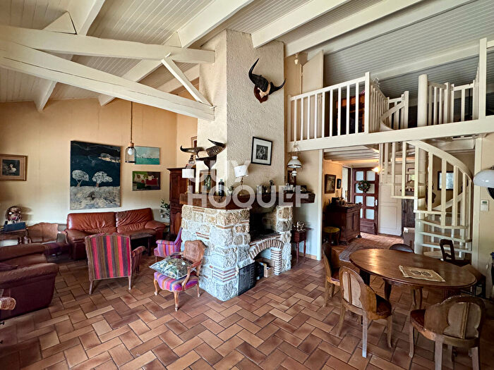 Maison à vendre - La Réunion - 5 pièces - 4 chambres