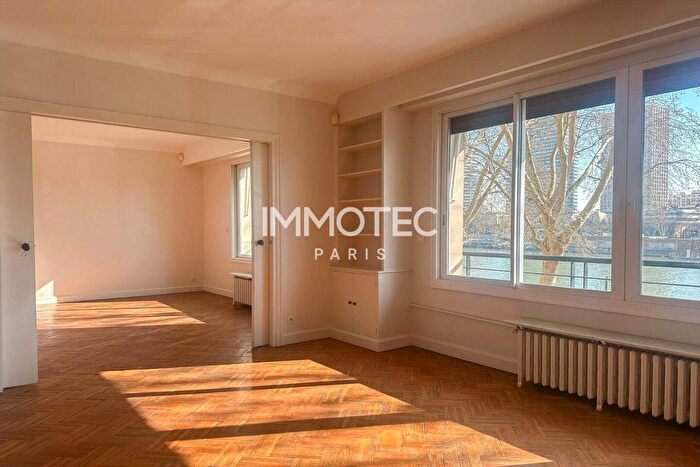 Appartement à louer - Auteuil Nord, Paris ème arrondissement - 5 pièces - 3 chambres