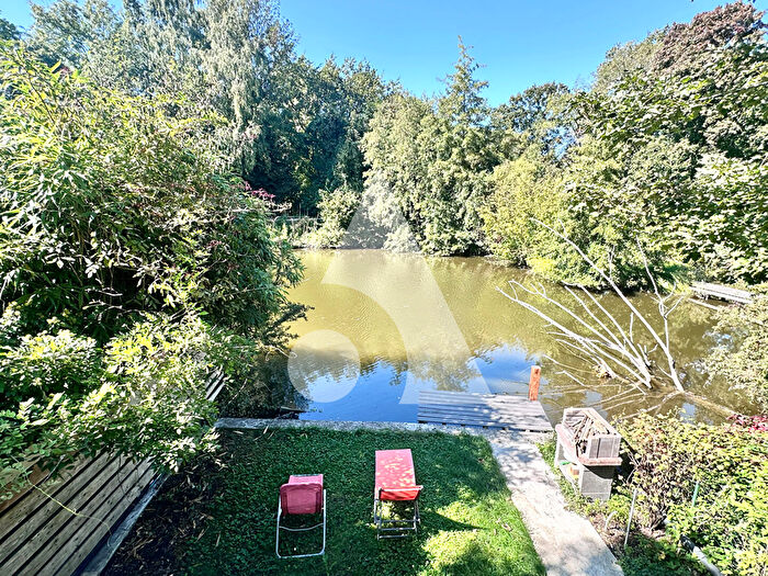 Maison à vendre - Ballancourt-sur-Essonne - 5 pièces - 4 chambres
