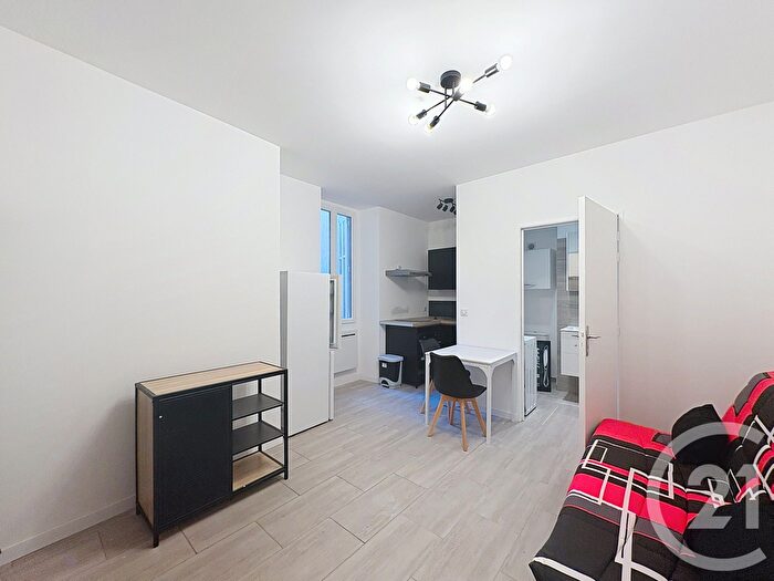 Appartement à louer - Ajaccio, La Viletta, Pietrina, Gare - 1 pièce