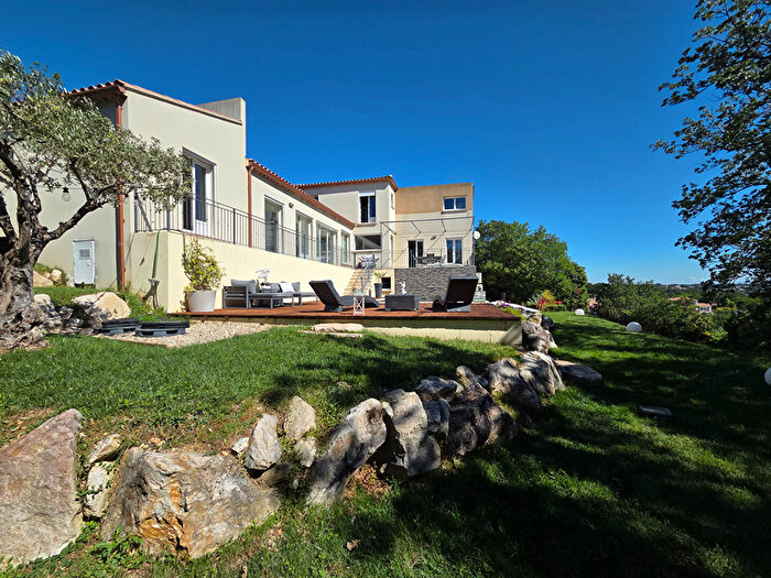Maison 9 pièces à Rochefort-du-Gard, à vendre