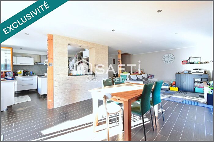 Thoiry - Maison 5 pièces à vendre
