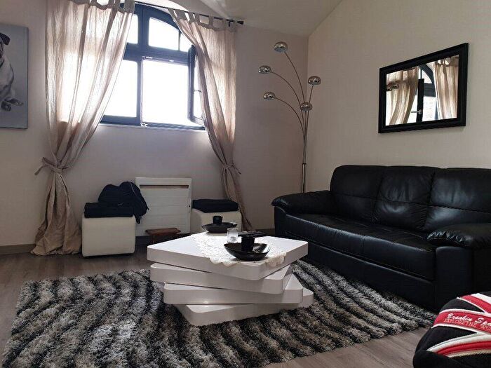 Appartement à louer - Centre Ville Centre et Nord, Coulommiers - 3 pièces - 2 chambres