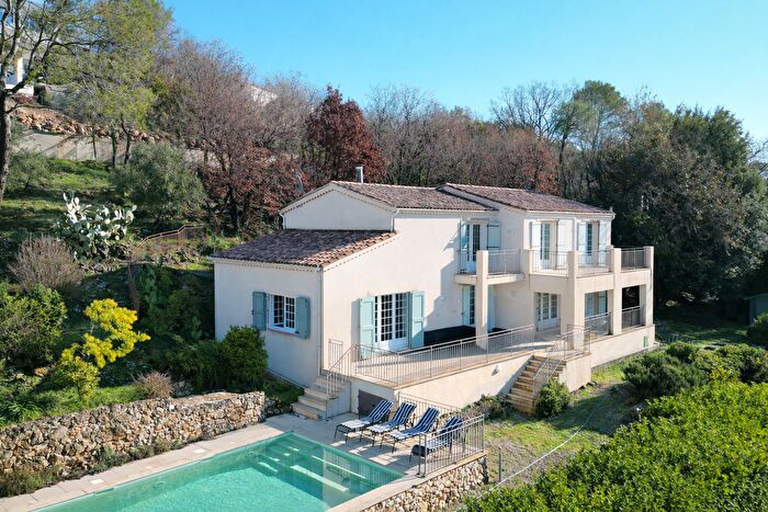 Tourrettes-sur-Loup : Maison 7 pièces à vendre