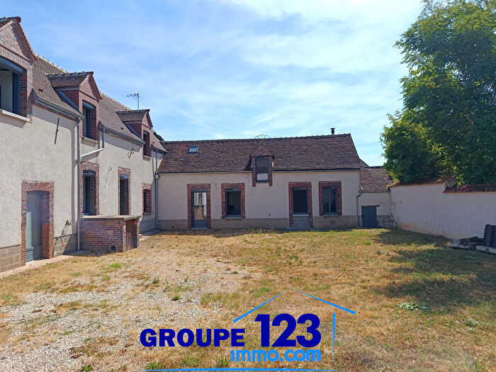 Étigny - Maison 8 pièces à vendre