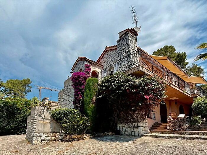 Maison 4 pièces à Saint-Paul-de-Vence, à vendre