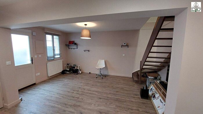 Appartement à louer - Matthias, Chalon-sur-Saône - 4 pièces - 2 chambres