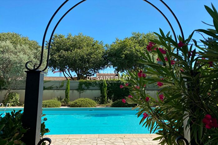 Maison à vendre - Graveson - 5 pièces - 3 chambres